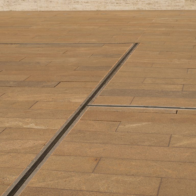 Plaza Deck Expansion Joints Perform at Lincoln Center, NY · Sika Emseal